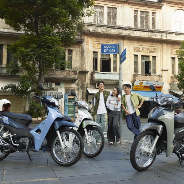 Honda Wave Alpha, Super Cub C125 có thêm phiên bản mới cho khách Việt