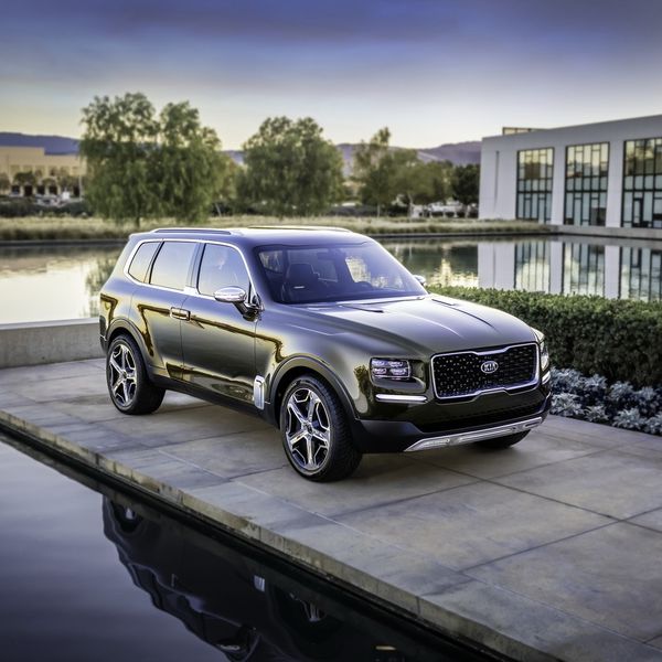 SUV Kia Telluride – đẹp như Rolls-Royce, sang hơn Bentley