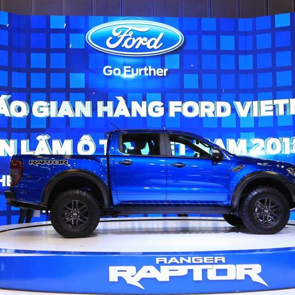 Vì sao Ford Ranger Raptor được tính các loại thuế, phí như xe con