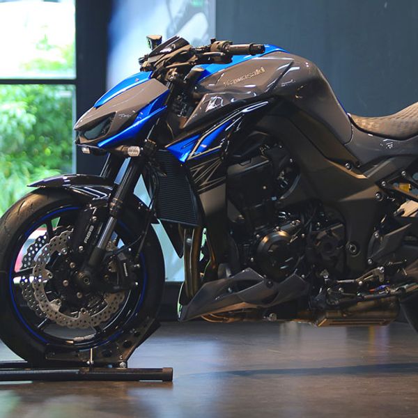 Chiêm ngưỡng vẻ đẹp hút hồn của Kawasaki Z1000 2018